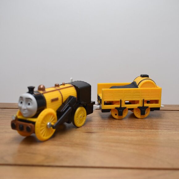 Thomas & Friends | Toys | Stephen The Rocket Motorized Train Thomas ...